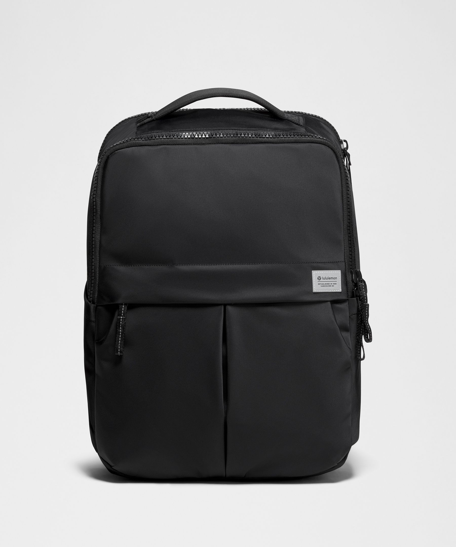 Lululemon Everyday Backpack 21l - Black/Graphite Grey | Editorialist